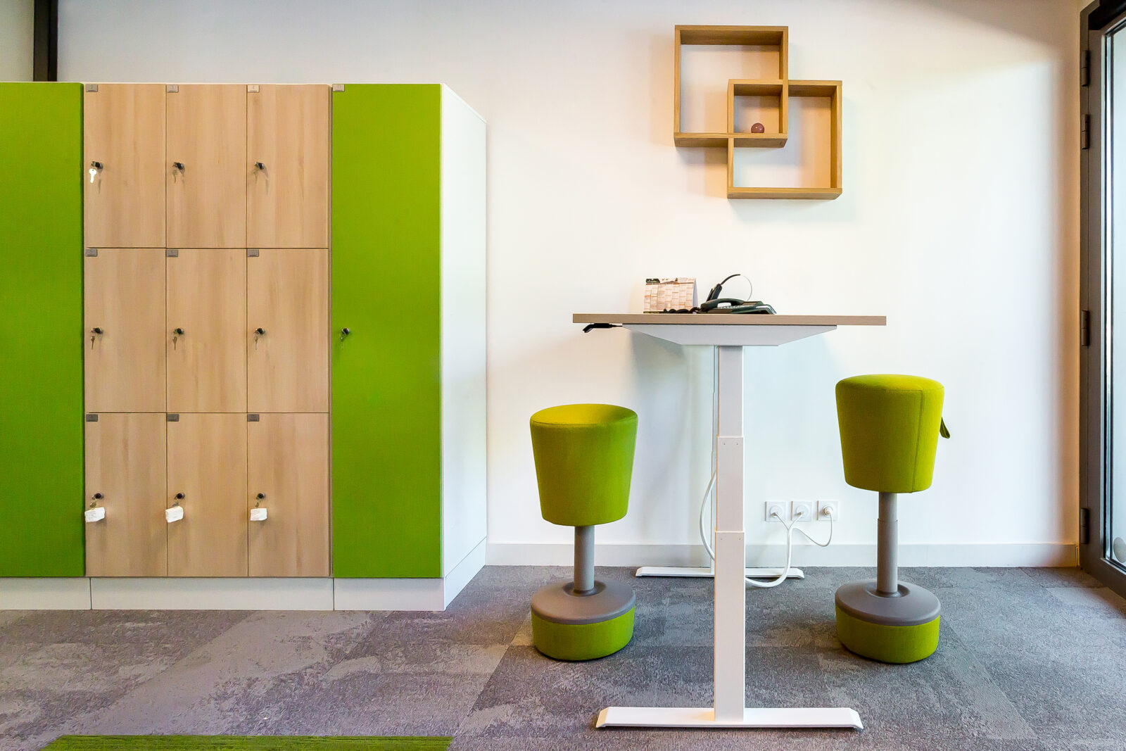 Confluent Intérim - Office concept