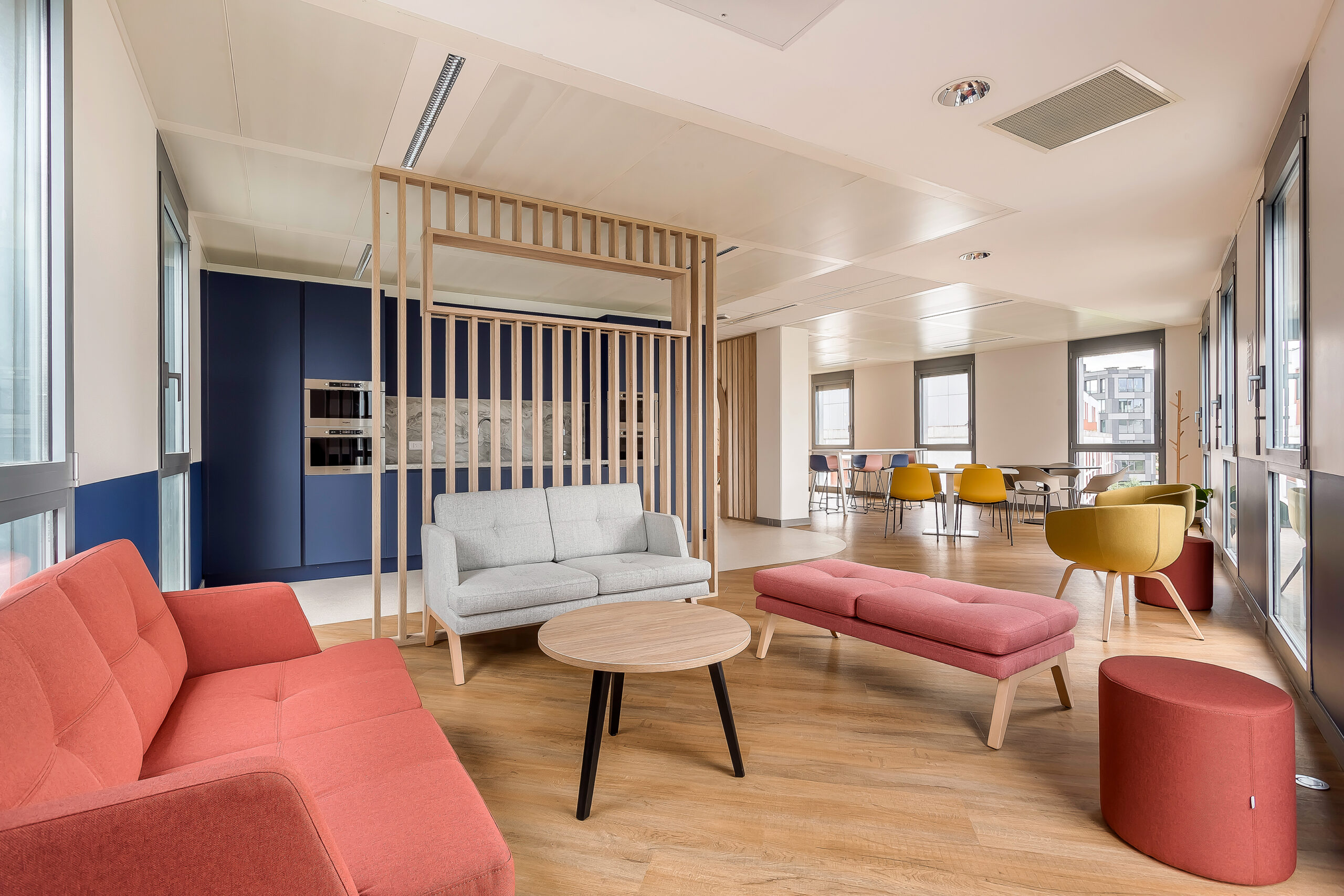 Kemone - Office concept