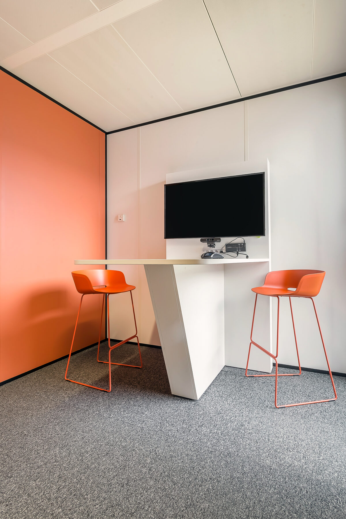 Kemone - Office concept