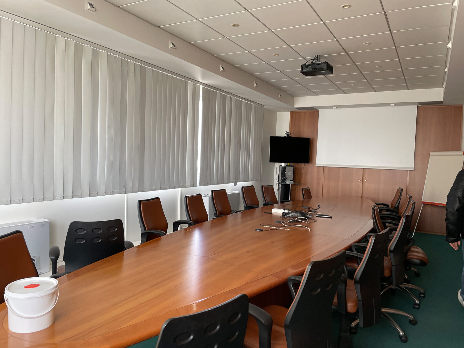 Lennox - Office concept