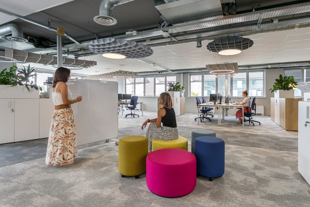 CM CIC CCS CORPORATE - Office concept